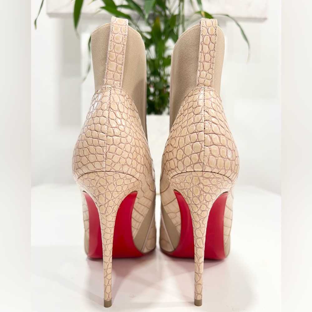 Christian Louboutin Chelsea Chick 100 Croc-Embossed L… - Gem